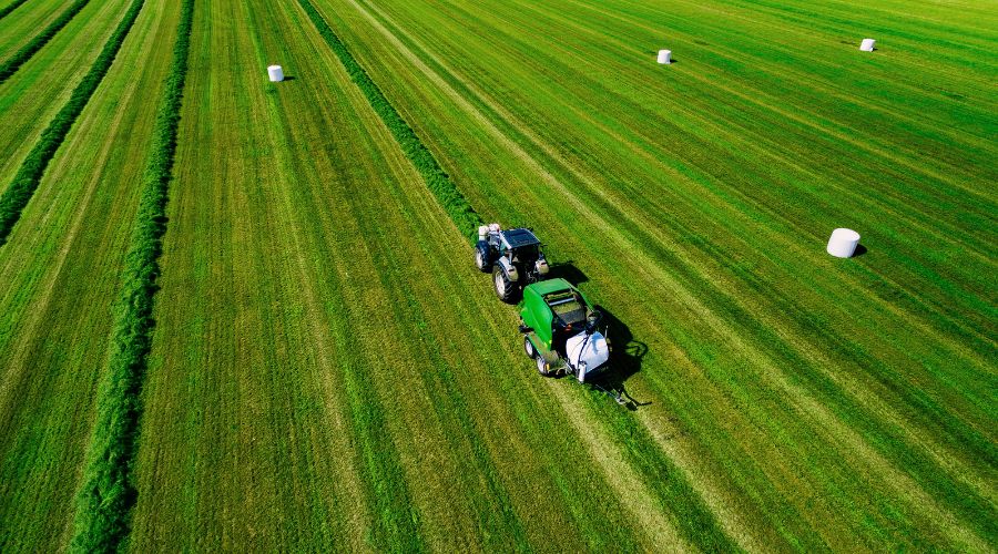 How Big Is a Round Bale? Sizes and Weights Explained – Cordex UK